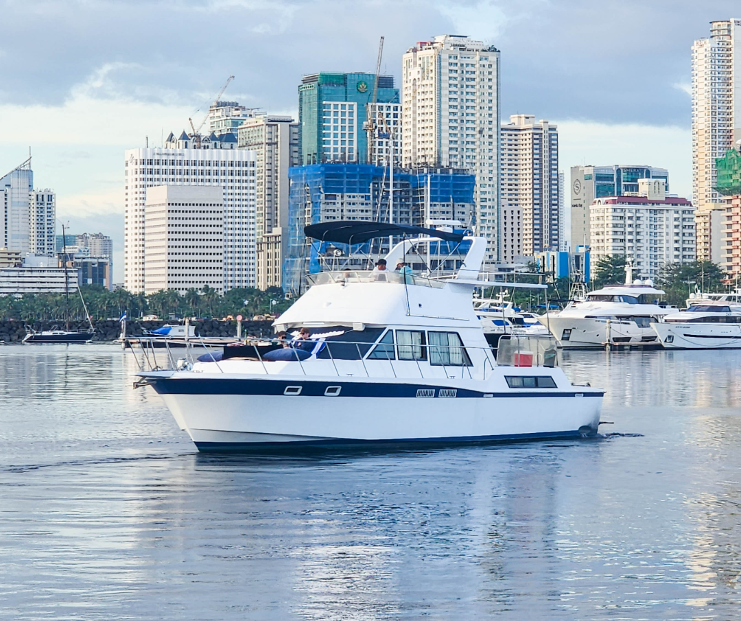 46ft Yacht Cruise Manila Bay | Discover and Beyond